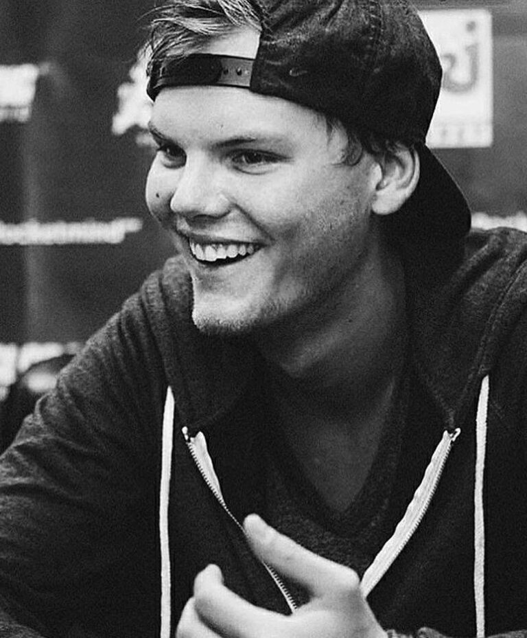 DJ Avicii: Relembre a Carreira do Artista e Seu Legado